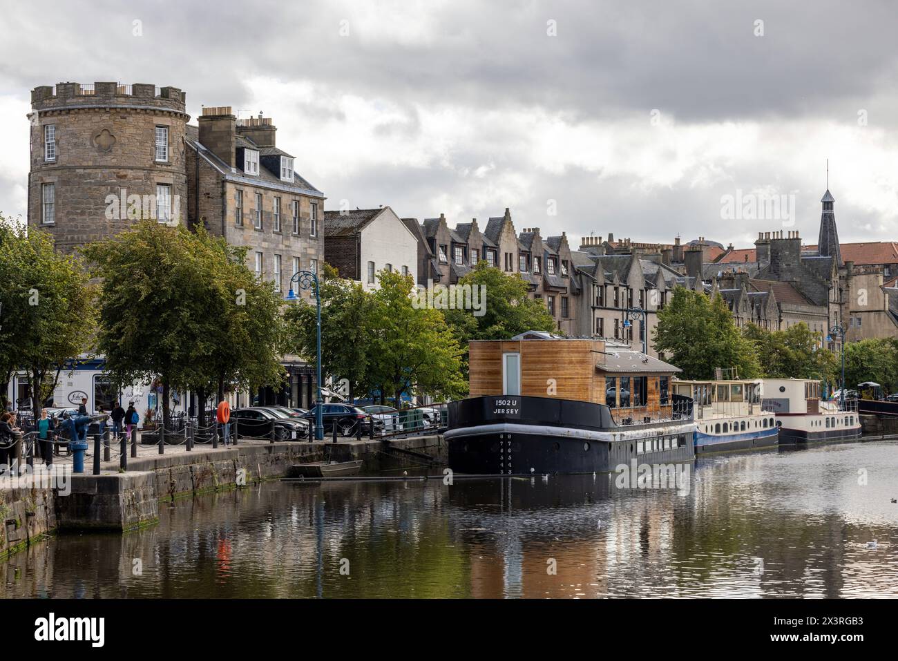 Leith docks edinburgh scotland ship hi-res stock photography and images ...