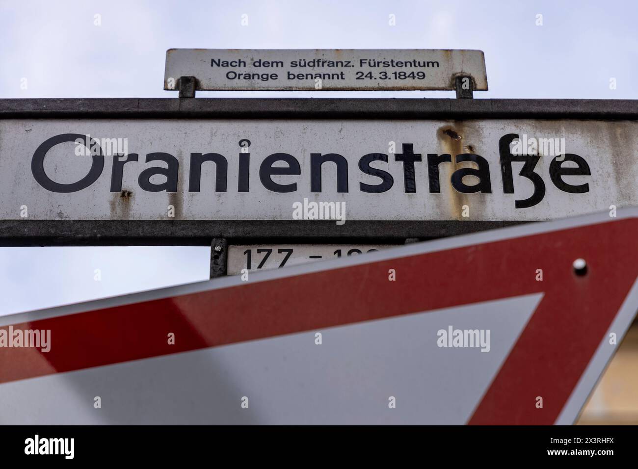 Die Oranienstraße in Berlin, zwischen Gentrifizierung und Tradition. 18 ...