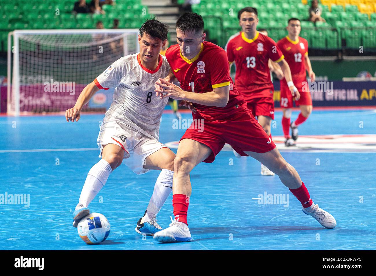 Shokhrukh Makhmadaminov (R) of Kyrgyz Republic and Mehran Gholami (L ...