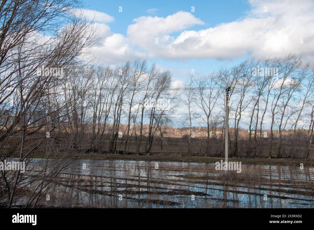 High water in the Samara region The flooded lands of the Samara suburb ...