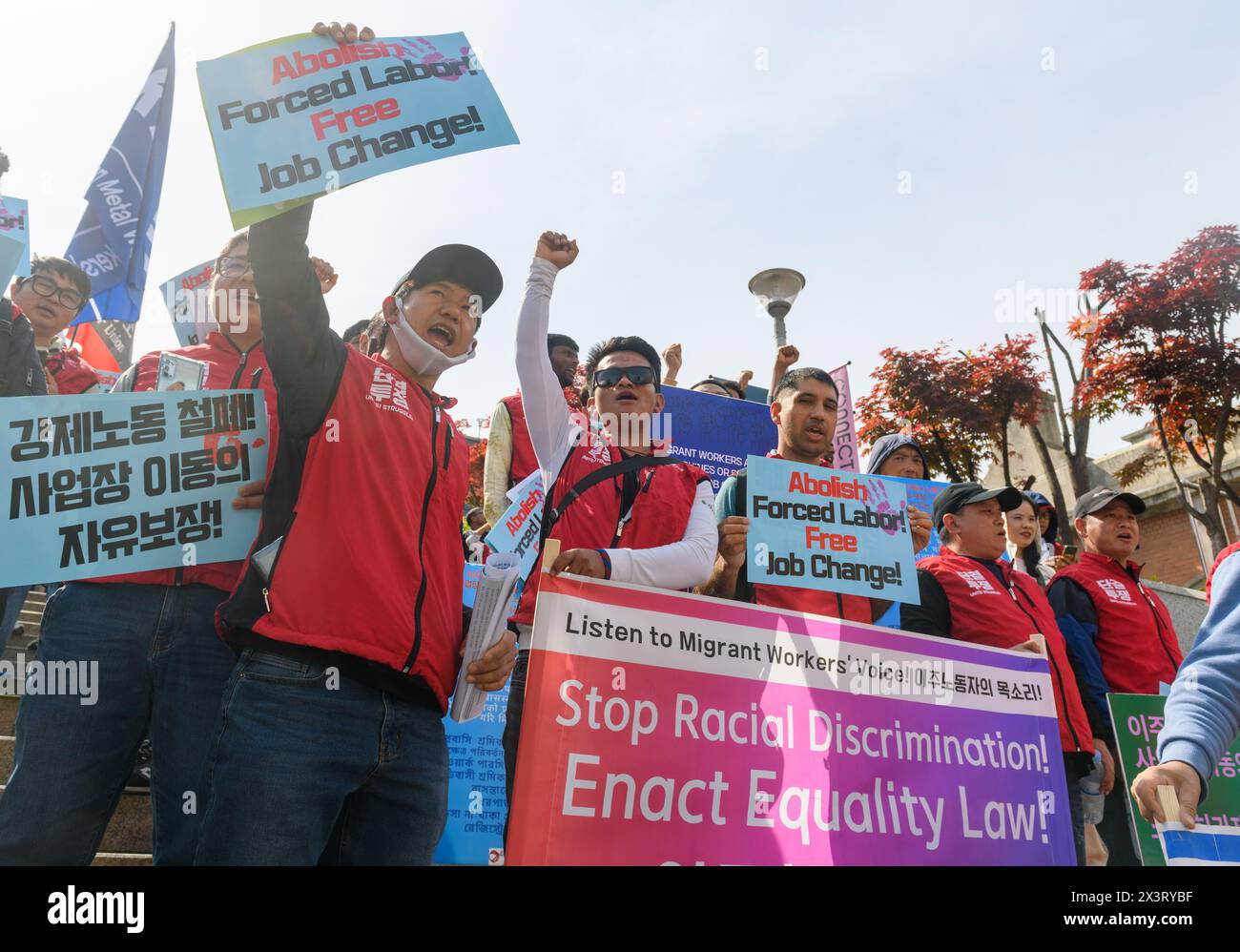 Seoul, South Korea. 28th Apr, 2024. Migrant workers and members of the ...