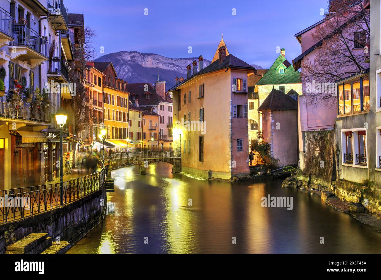 Night scene along Thiou river in Annecy, Haute-Savoie, France with ...
