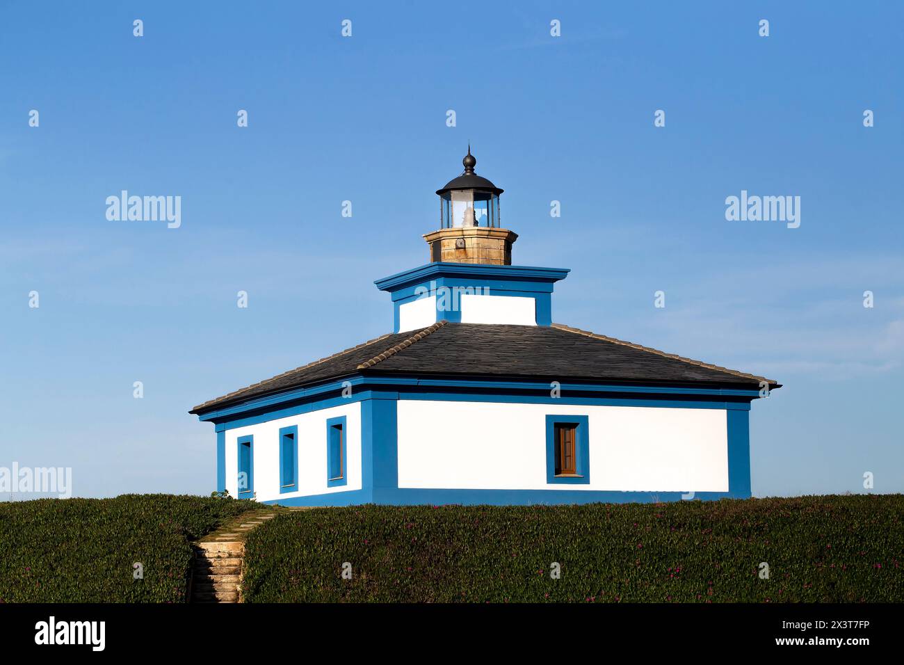 Faro de Isla Pancha Stock Photo - Alamy
