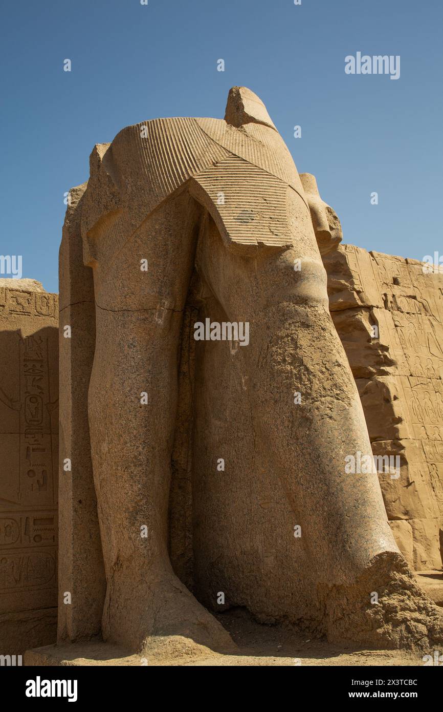 Partial Statue of Pharaoh, Karnak Temple Complex, UNESCO World Heritage ...