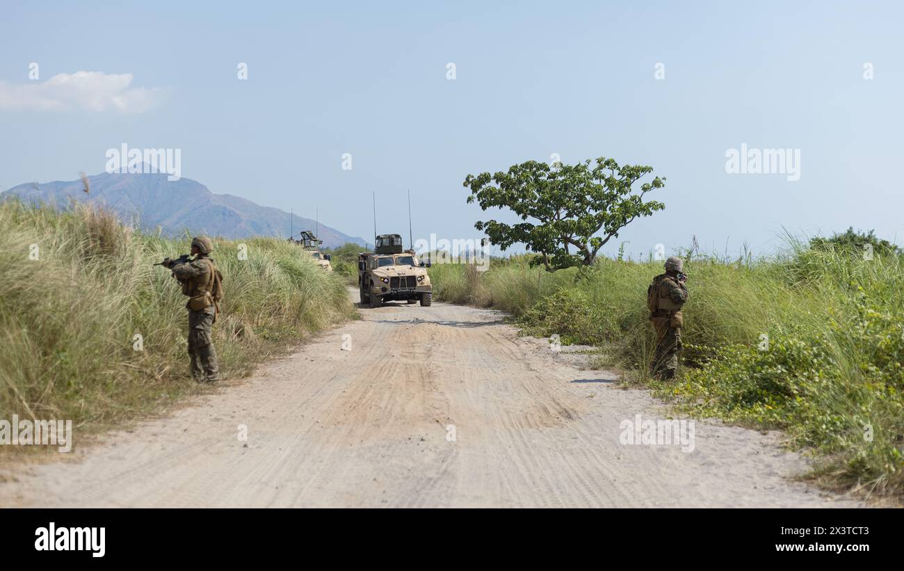 U.S. Marines with 3rd Littoral Anti-Air Battalion, 3rd Marine Littoral ...