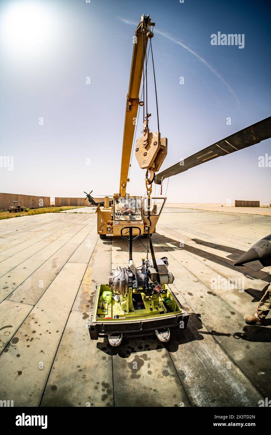 U.S. Army Staff Sgt. David Martin of 2-82, 82nd Combat Aviation Brigade ...