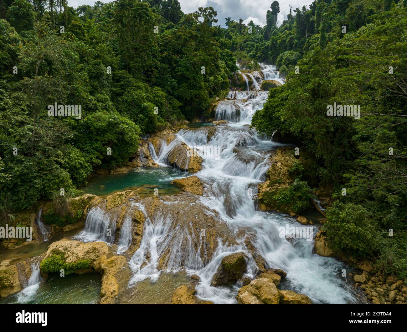 Aliwagwag Falls surrounded by tropical forest. Mindanao, Philippines Stock Photo - Alamy