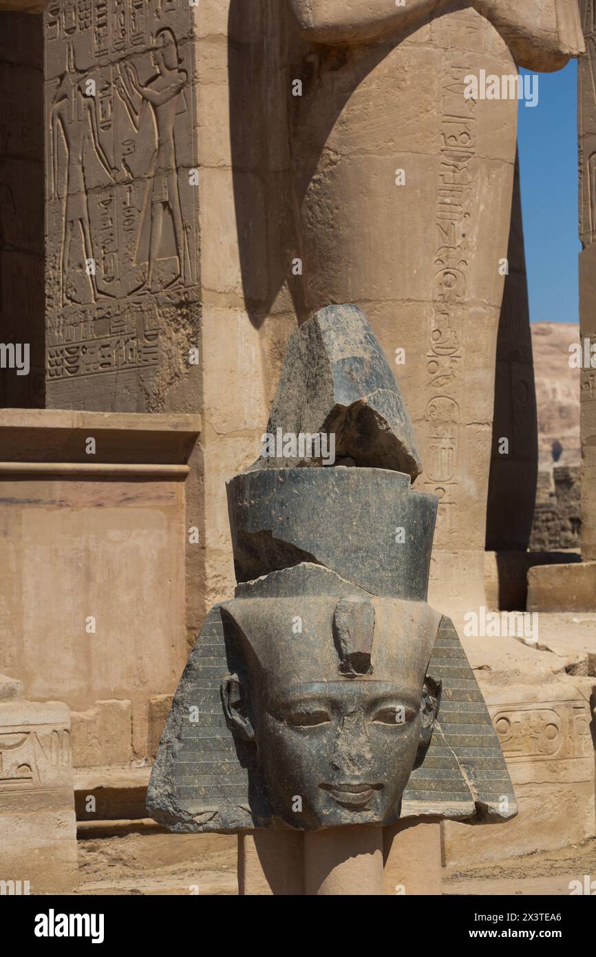 Granite Head of Ramesses II, Osiris Statues, Ramesseum, Memorial Temple ...