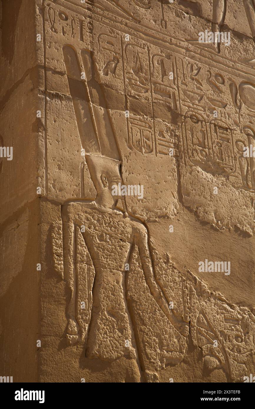 Reliefs ramesseum memorial temple hi-res stock photography and images ...