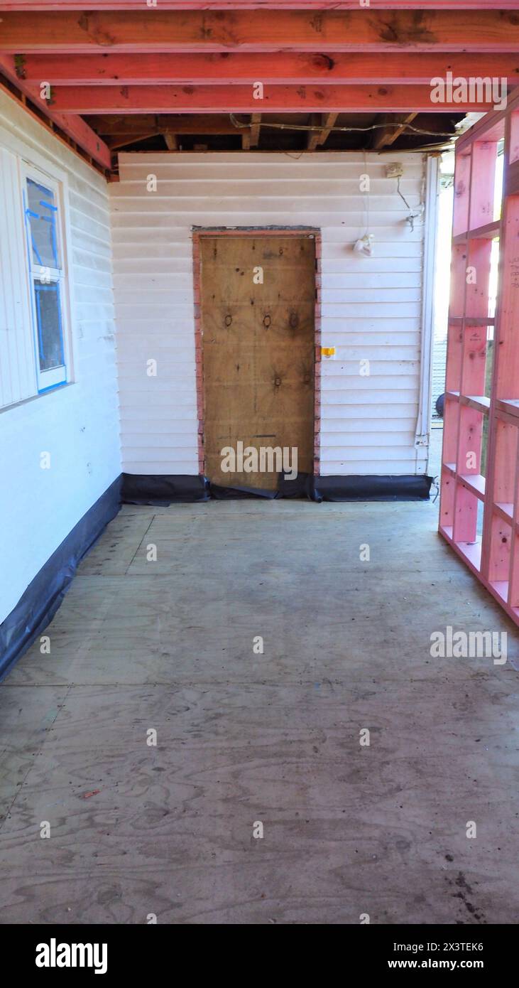 Framework by existing house hi-res stock photography and images - Alamy