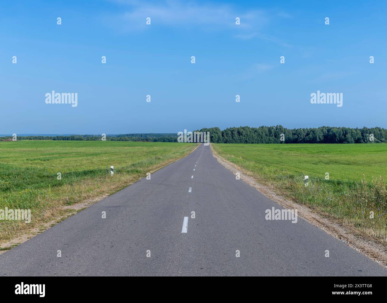 Rural areas with beautiful scenic trees hi-res stock photography and ...