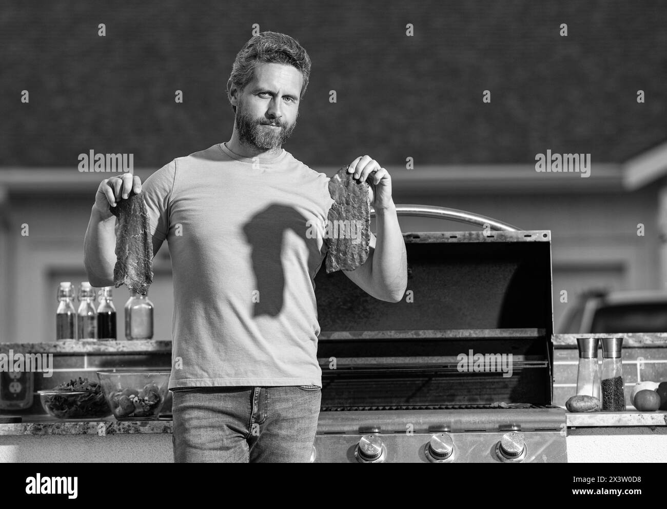 Brisket on grill Black and White Stock Photos & Images - Alamy