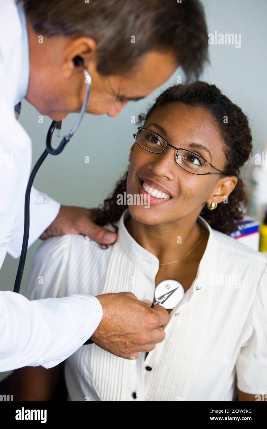 Healthcare medicine two color hi-res stock photography and images - Alamy