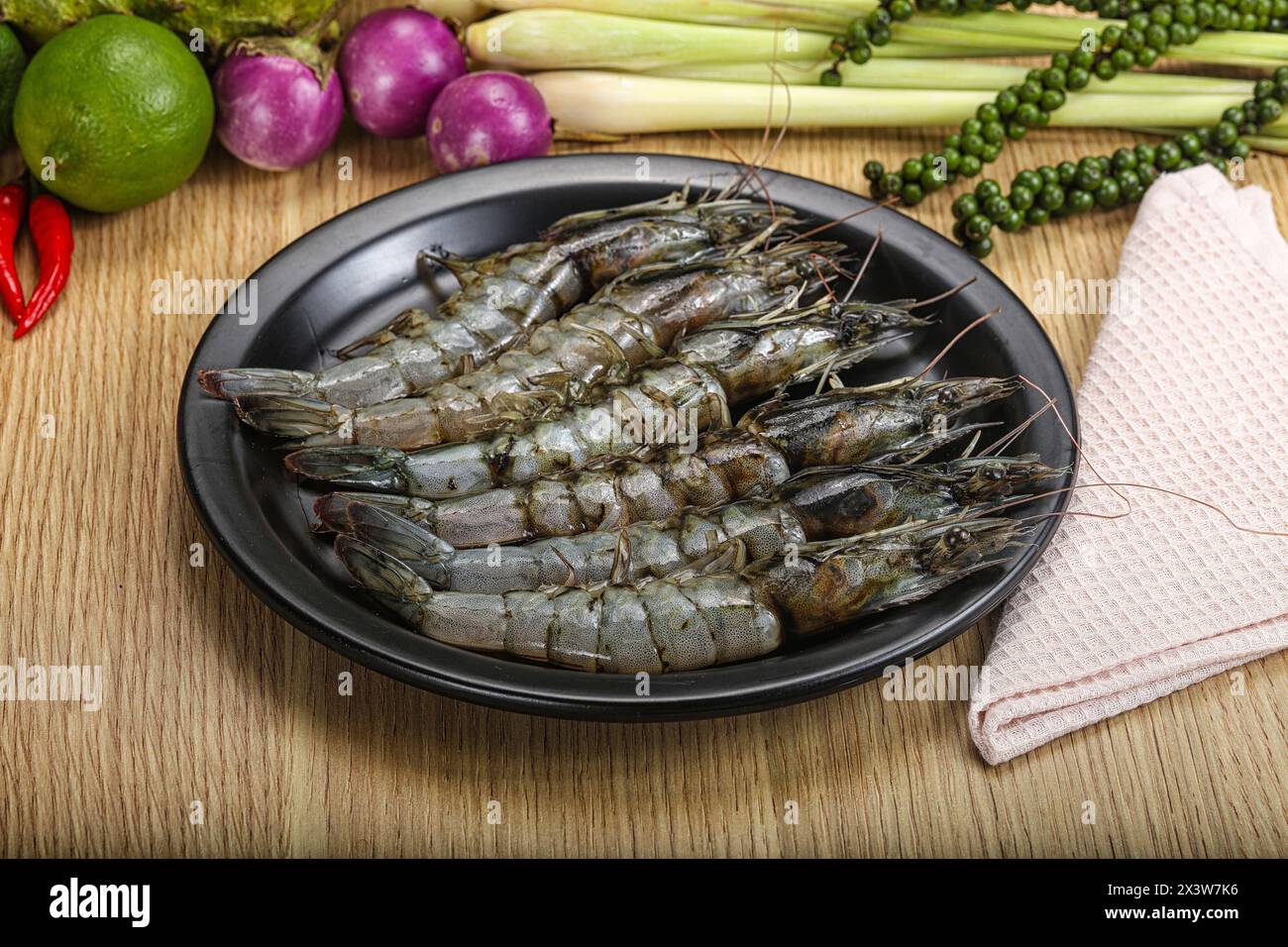 Fresh raw uncooked big tiger prawn Stock Photo - Alamy