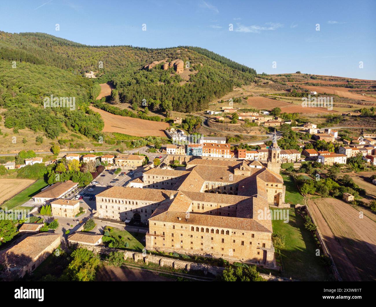 Monasterio yuso hi-res stock photography and images - Alamy