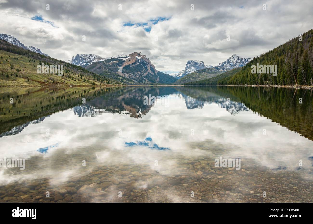 The Wind River Range, Mountain range in Wyoming, USA Stock Photo - Alamy