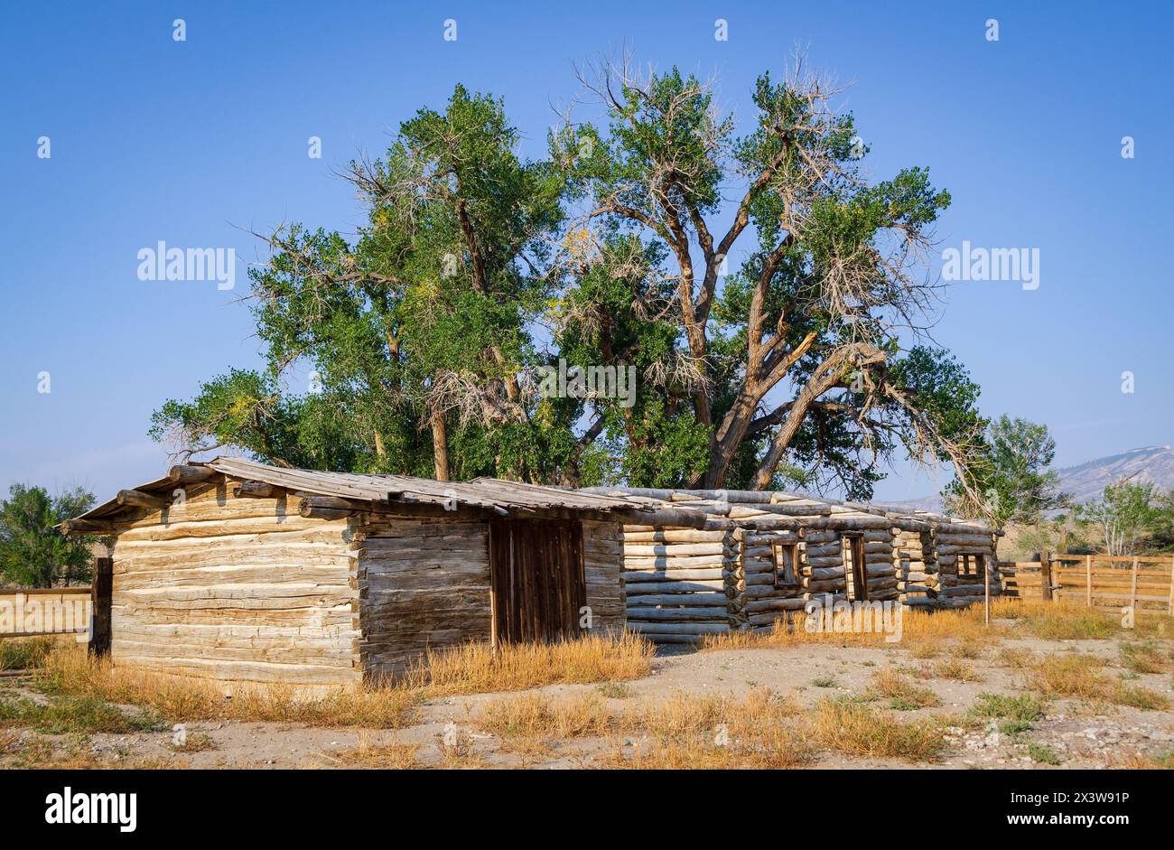 A log cabin on the Ewing-Snell ranch in the Bighorn Canyon National ...