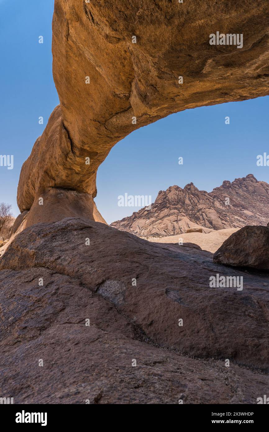 Arch of africa hi-res stock photography and images - Alamy