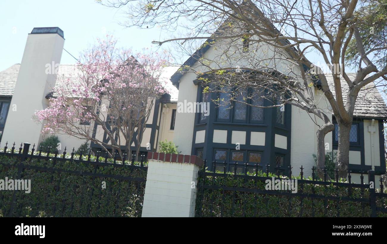 Los Angeles, California, USA 28th April 2024 The Getty House, official ...