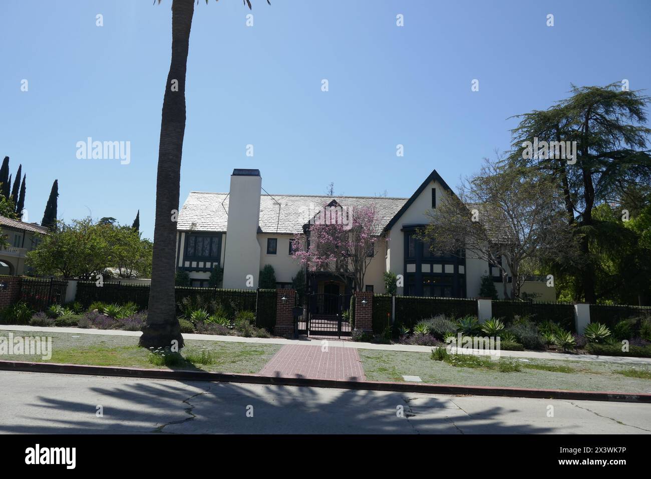 Los Angeles, California, USA 28th April 2024 The Getty House, official ...