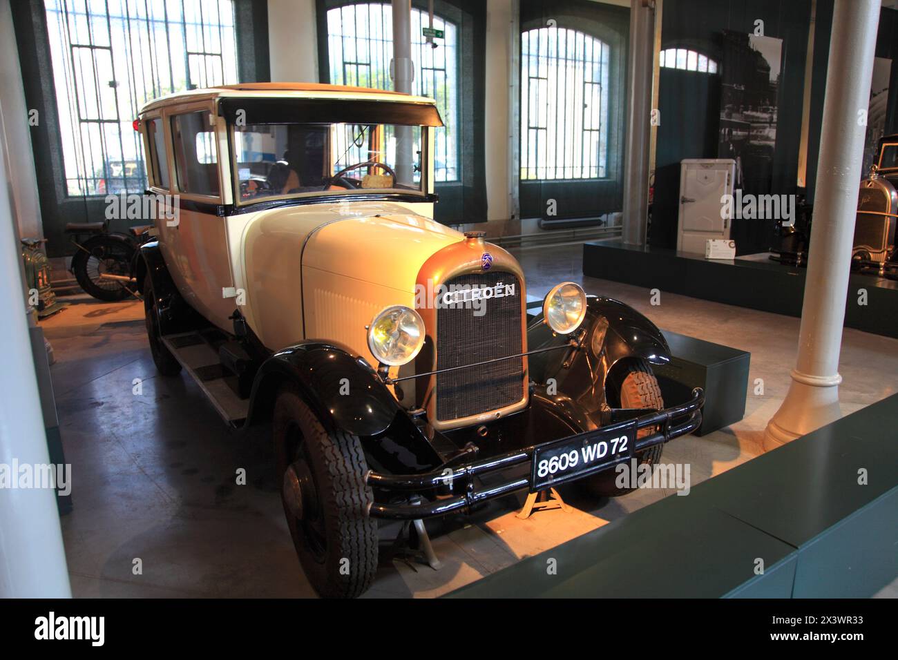 The auto moto hi-res stock photography and images - Alamy