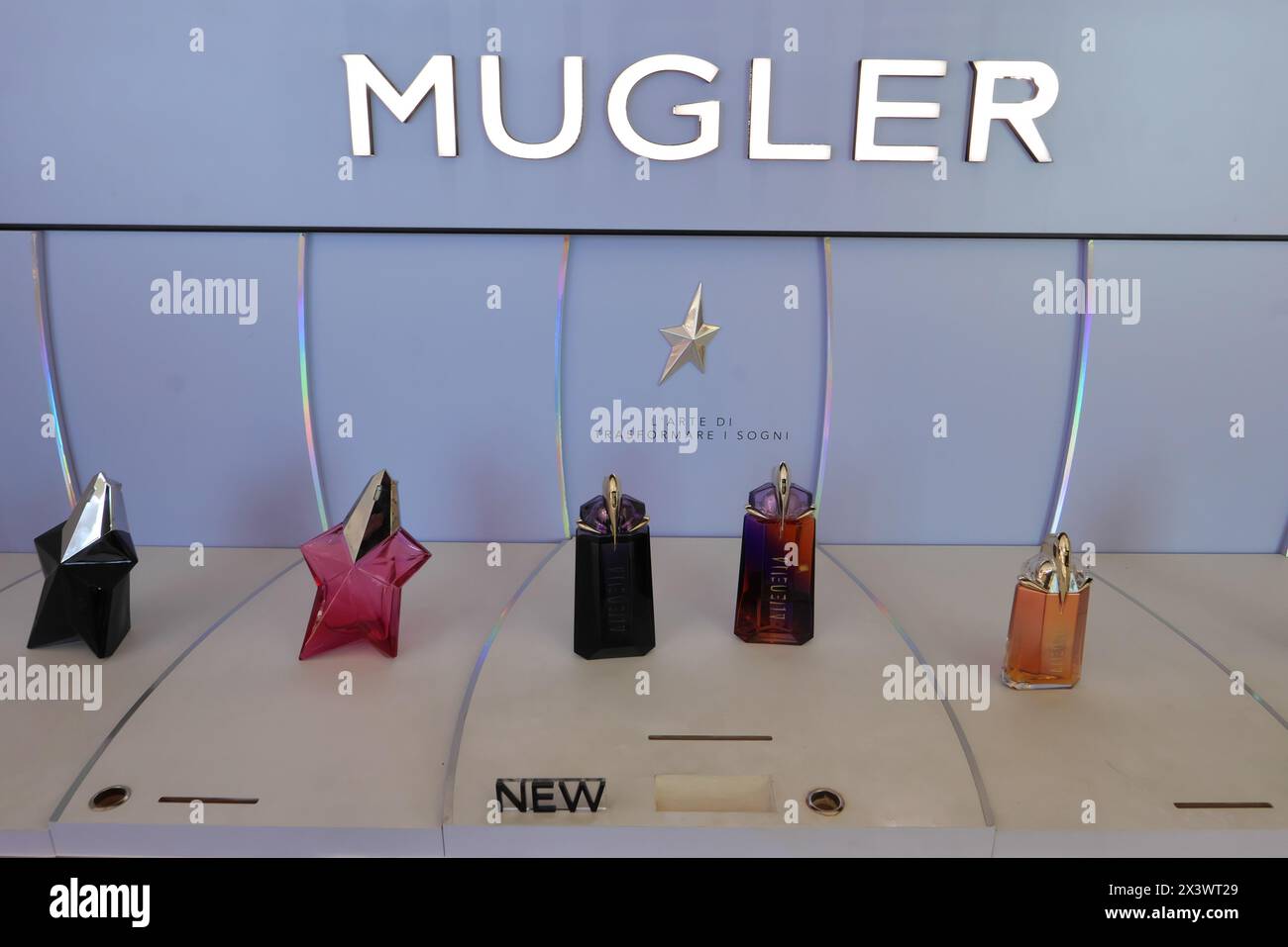 MUGLER PERFUME BOTTLES ON DISPLAY INSIDE THE FASHION STORE Stock Photo ...