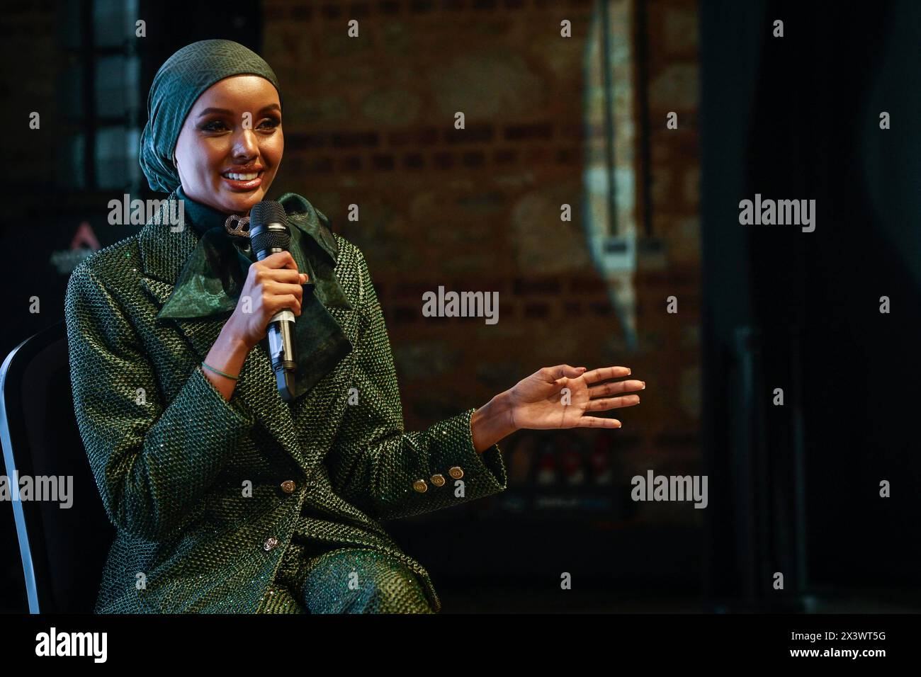 Somali fashion model hi-res stock photography and images - Alamy