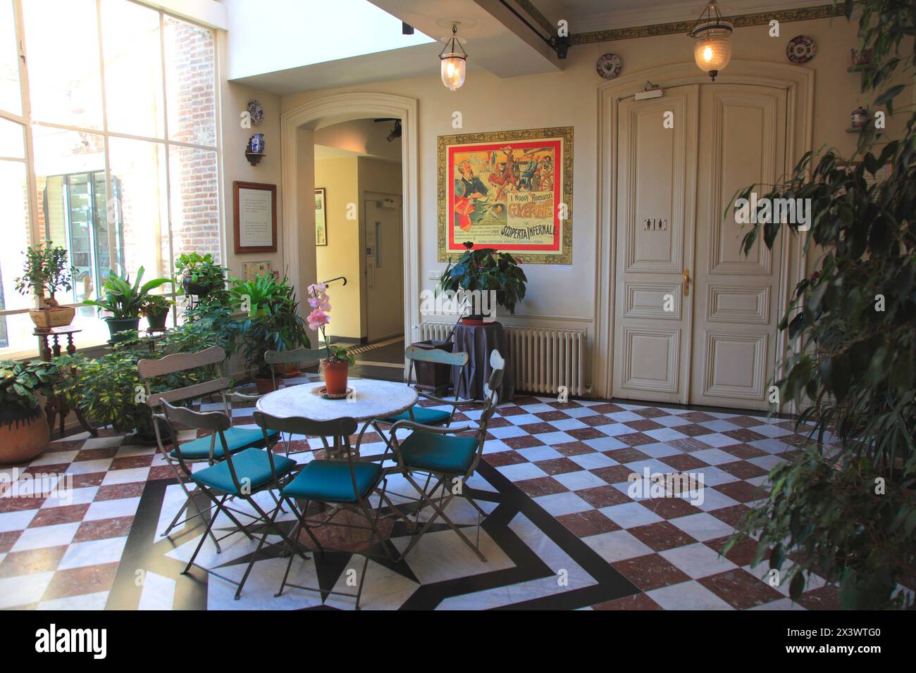 Amiens jules verne hi-res stock photography and images - Alamy