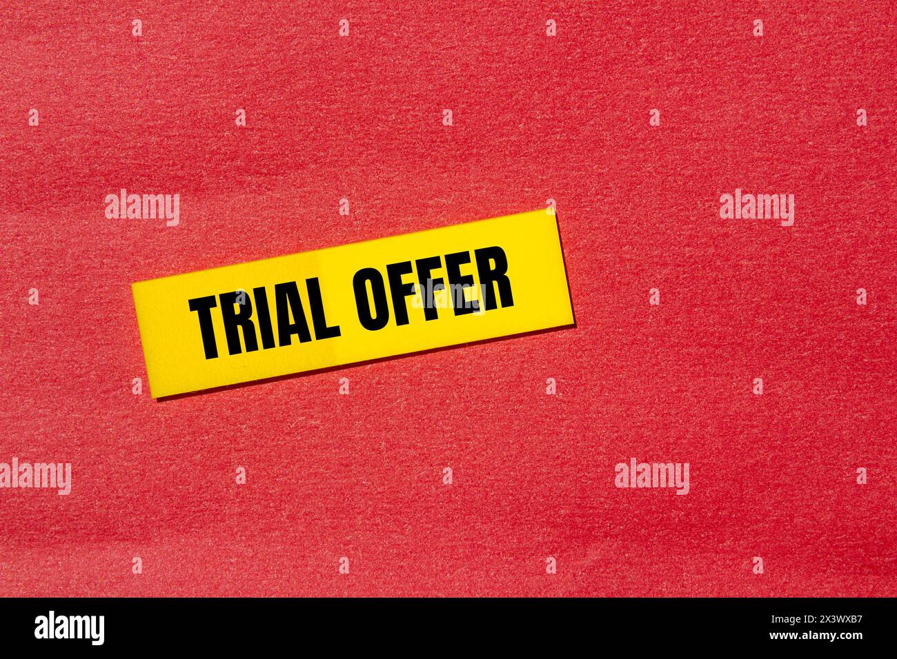 Offer symbol hi-res stock photography and images - Alamy
