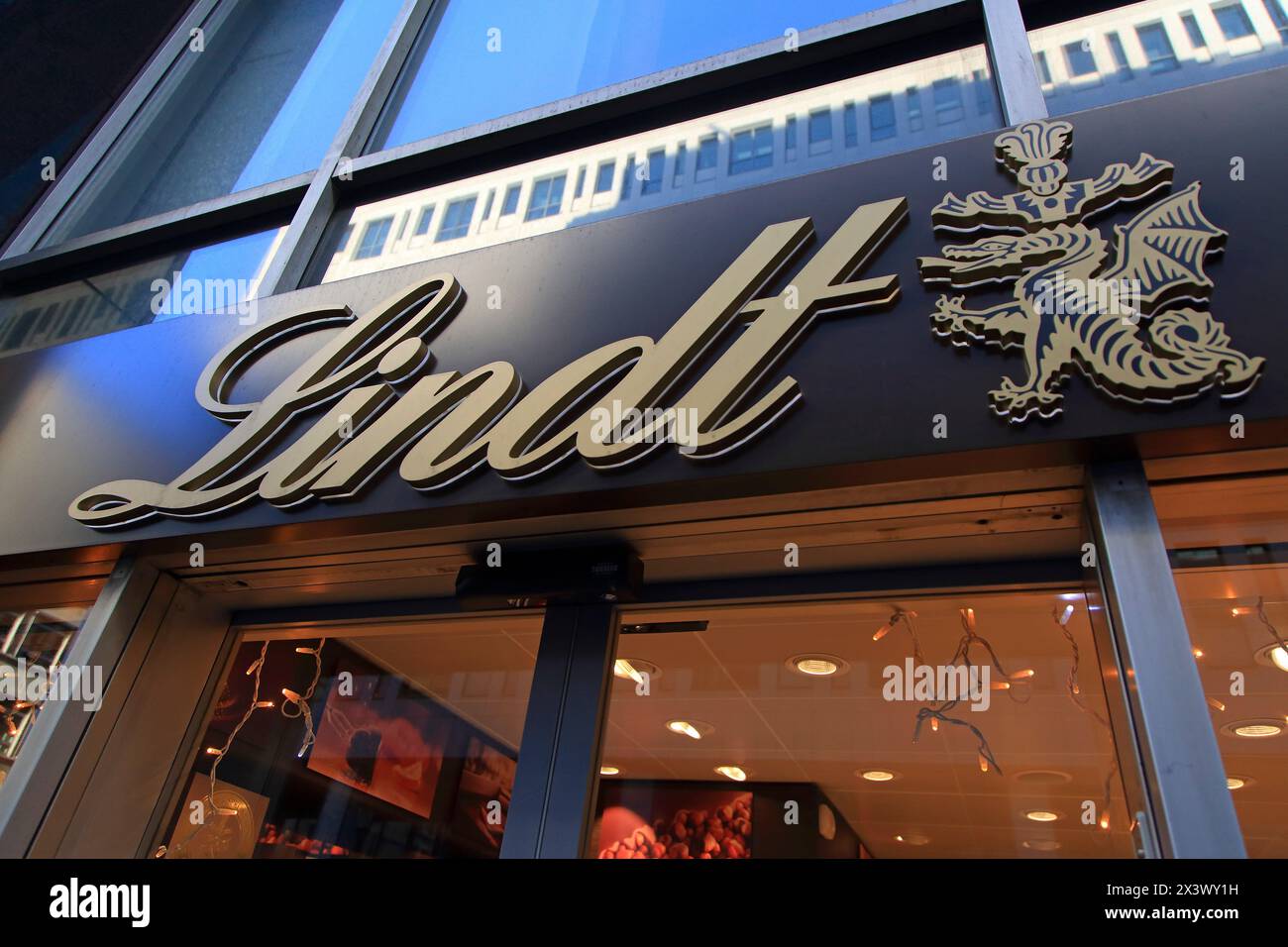 Lindt shop sign hi-res stock photography and images - Alamy