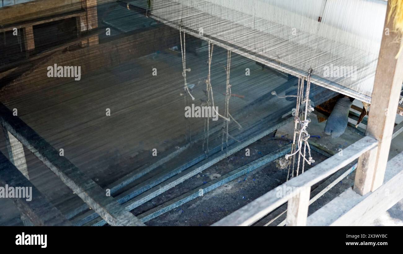silk manufacture on silk island in phnom penh Stock Photo - Alamy