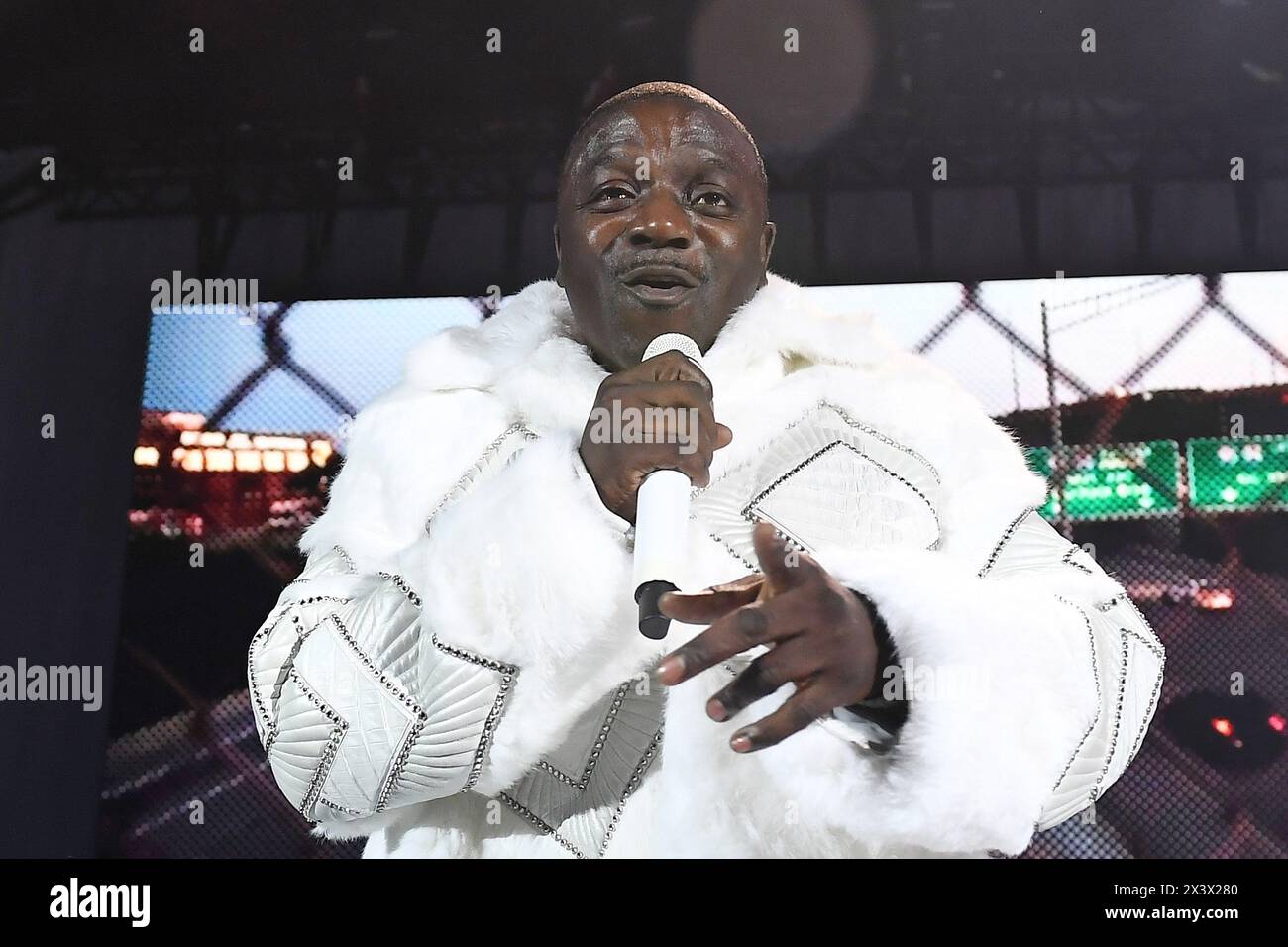 LONDON, ENGLAND - APRIL 28: AKON performing at Eventim Apollo on April ...