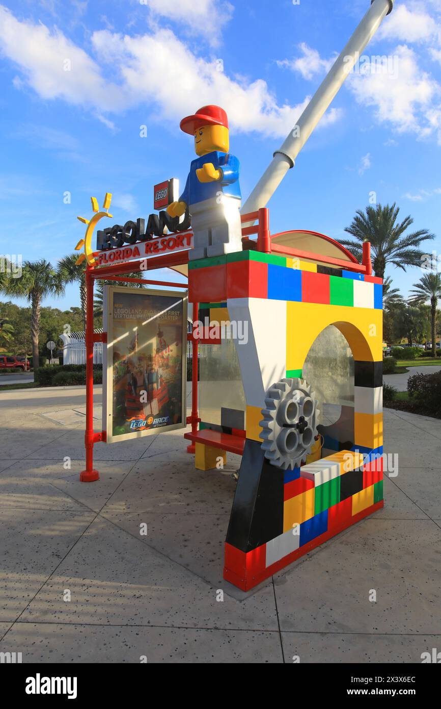 Usa, Floride, Orlando. Bus stop to Legoland Orlando Resort Stock Photo ...