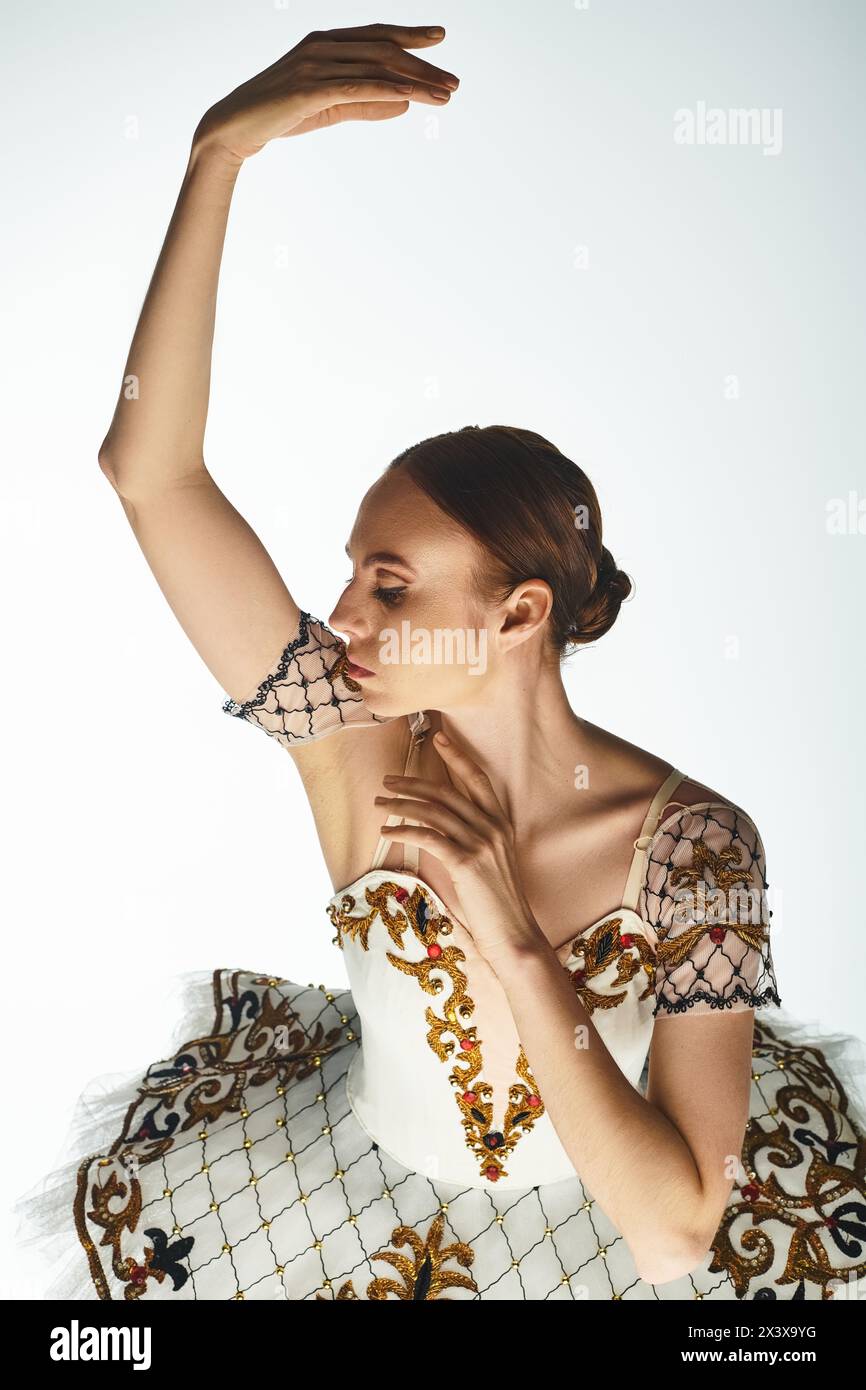 Beautiful ballerina hi-res stock photography and images - Alamy