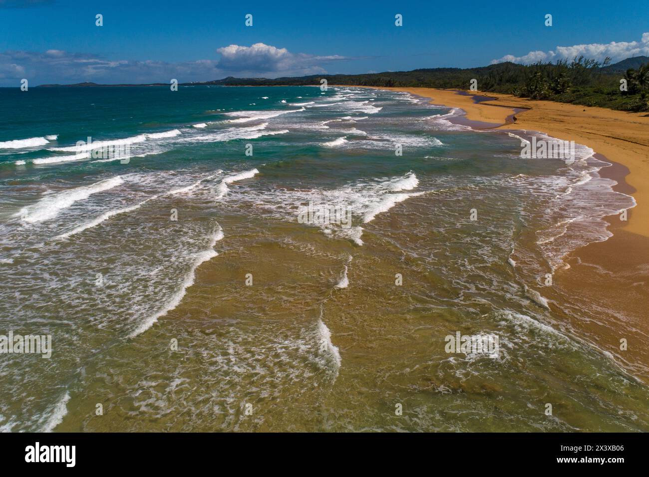 Puerto puerto pared hi-res stock photography and images - Alamy