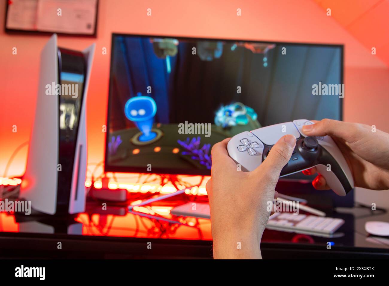 Man playing playstation on tv hi-res stock photography and images - Alamy
