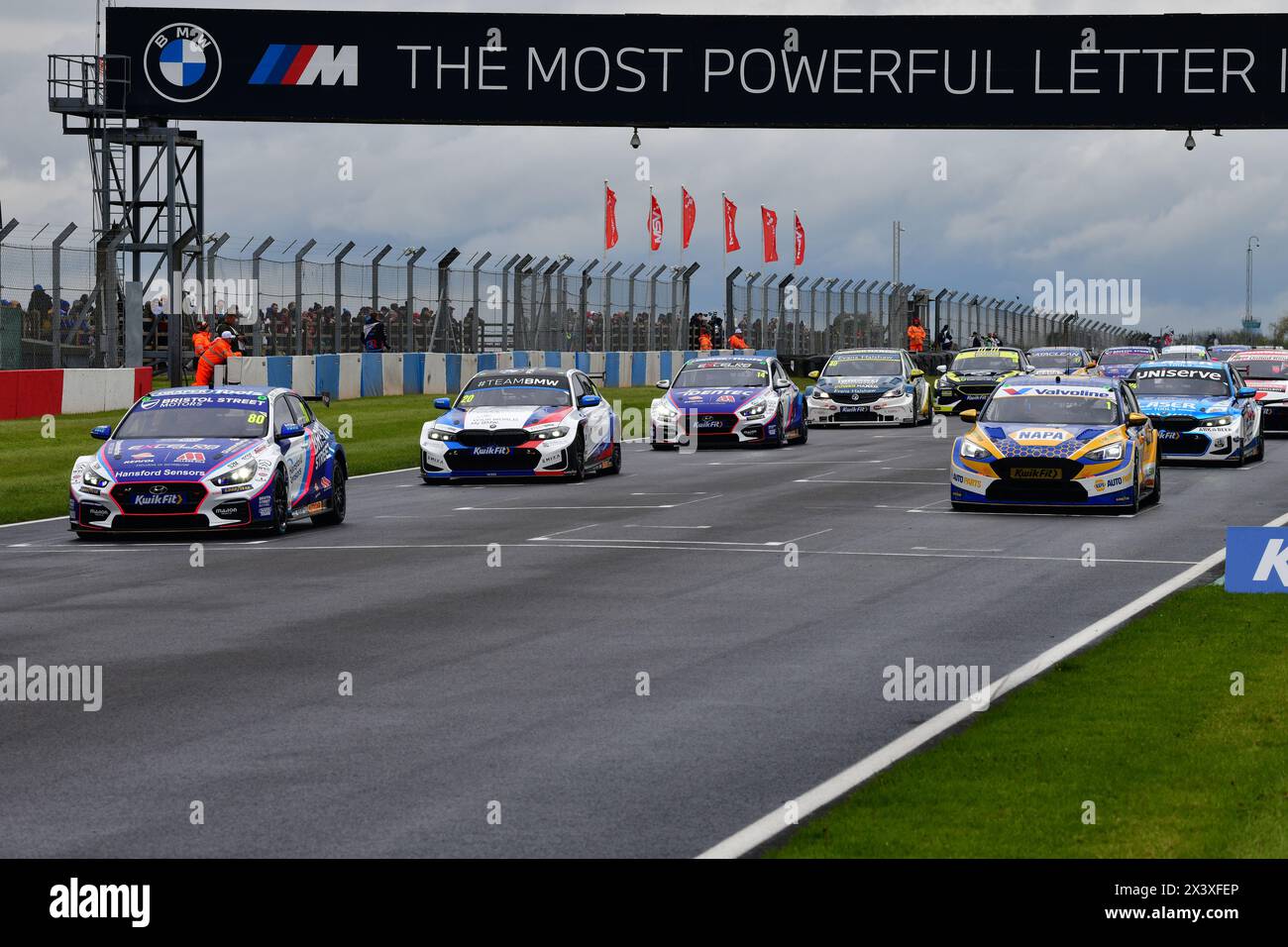 The start grid for race one in the 2024 season hi-res stock photography ...