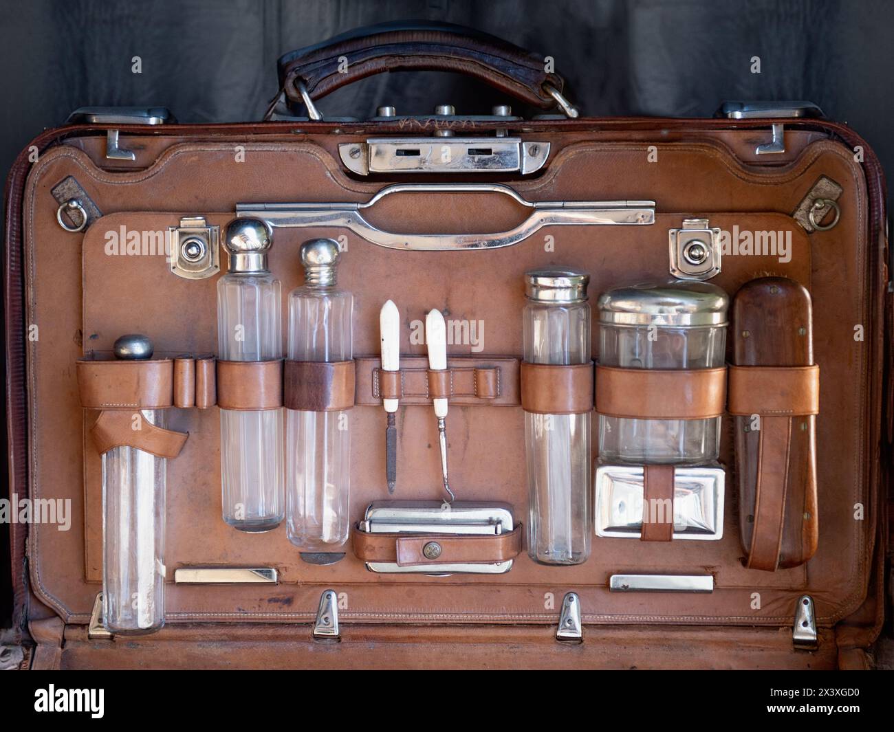 Retro suitcase with medical bottles Stock Photo - Alamy