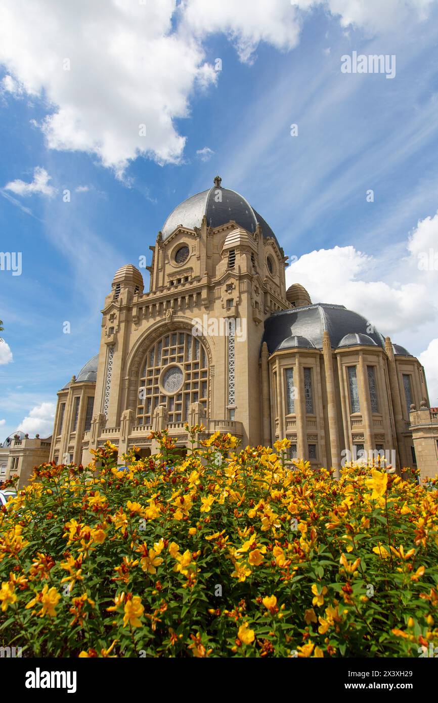Henin beaumont france hi-res stock photography and images - Alamy