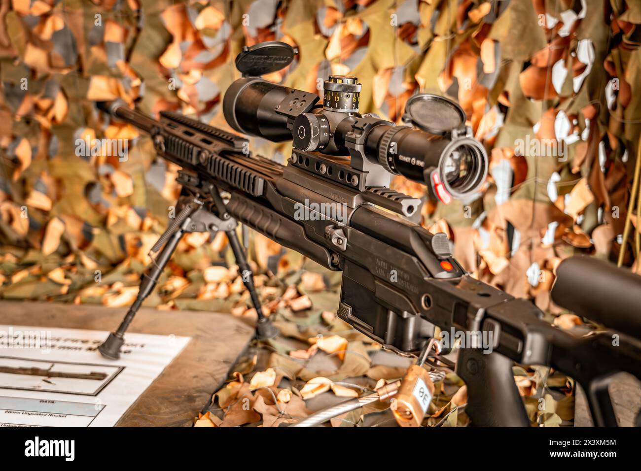 Melbourne, Australia - Australian army sniper rifle Stock Photo - Alamy
