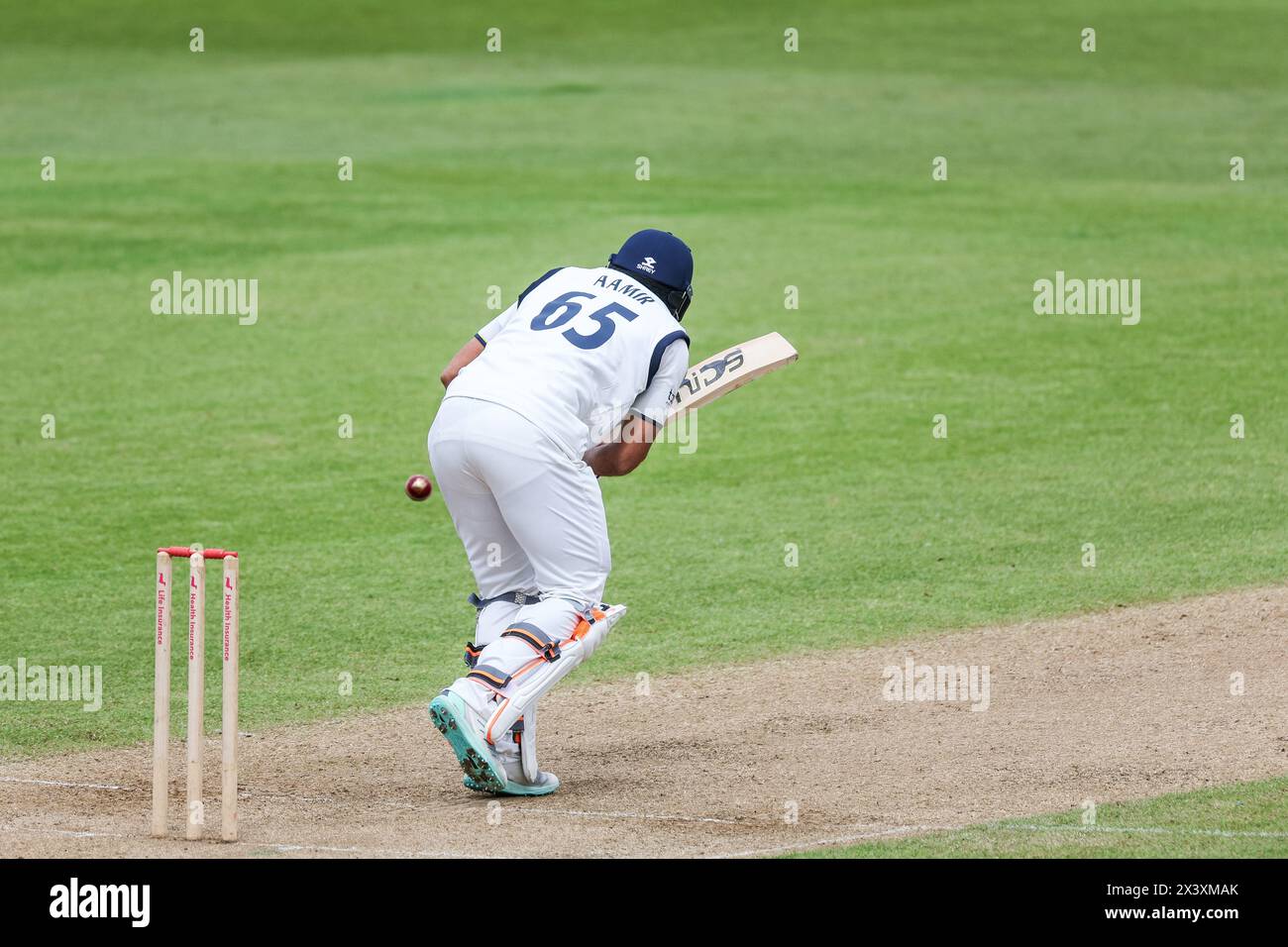 Aamir Jamal of Warwickshire on strike during the County Championship ...