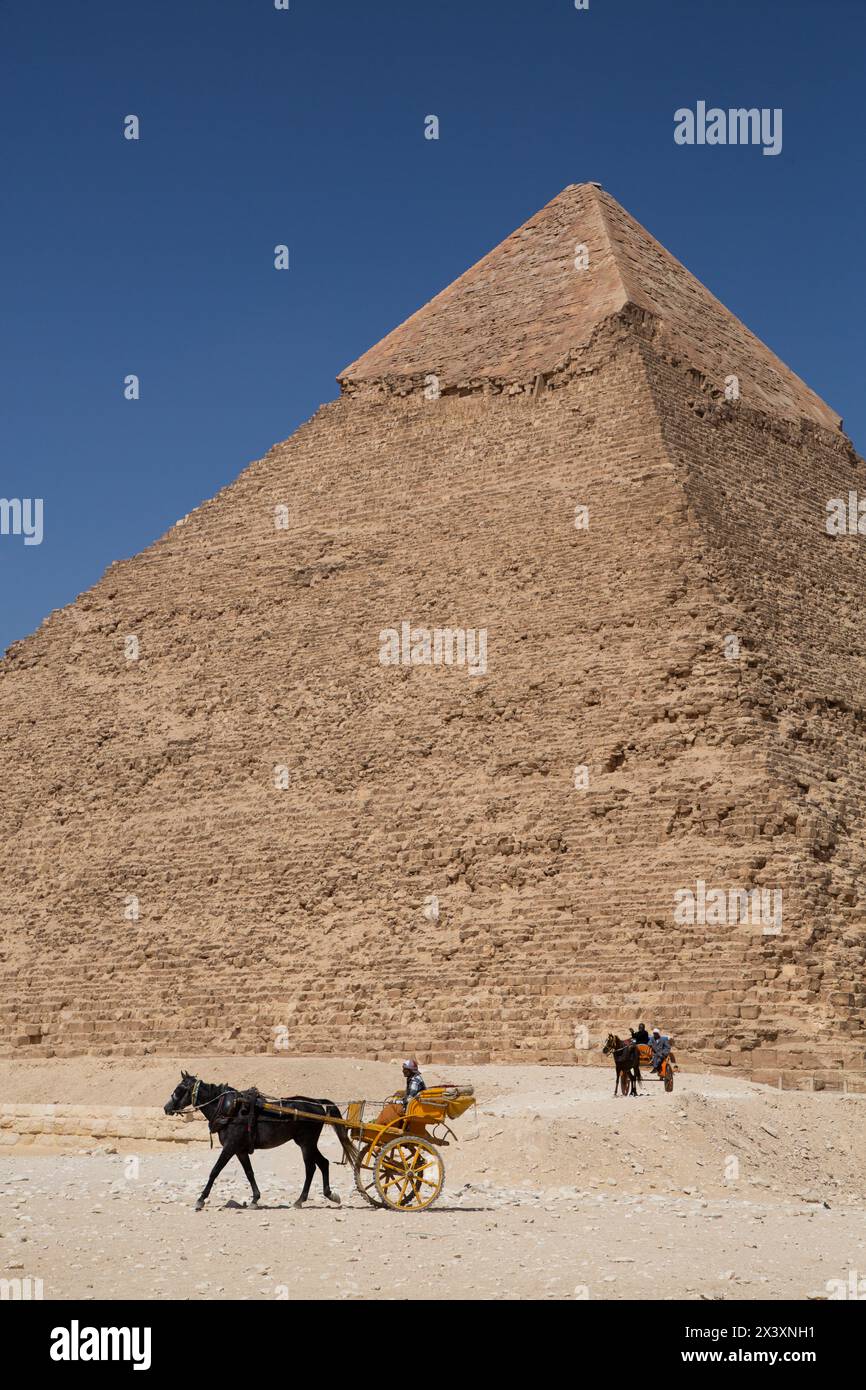 Tourists in Horsecart, Pyramid of Khafre (also called Chephren ...
