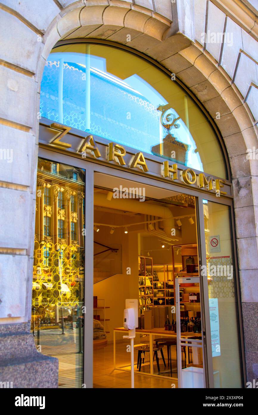 Logo de zara home hi-res stock photography and images - Alamy