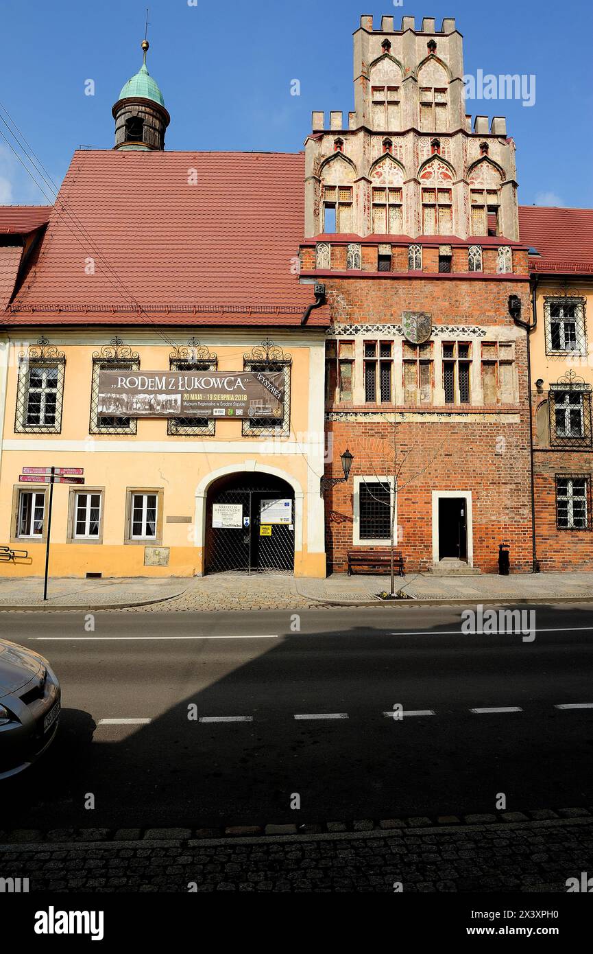 Sroda treasure hi-res stock photography and images - Alamy