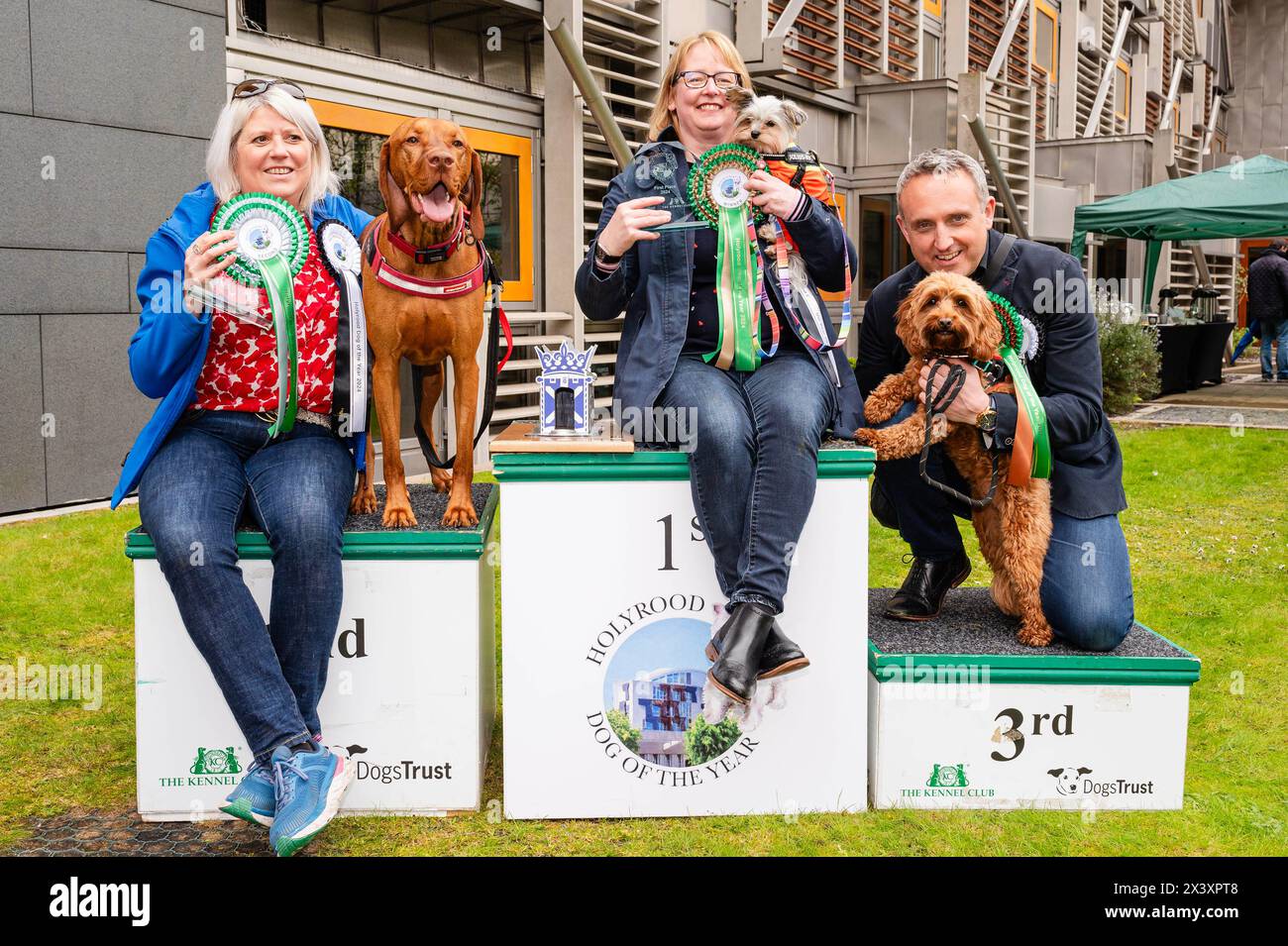 EDITORIAL USE ONLY Winners (left to right) Hungarian Vizsla, Alfie with ...