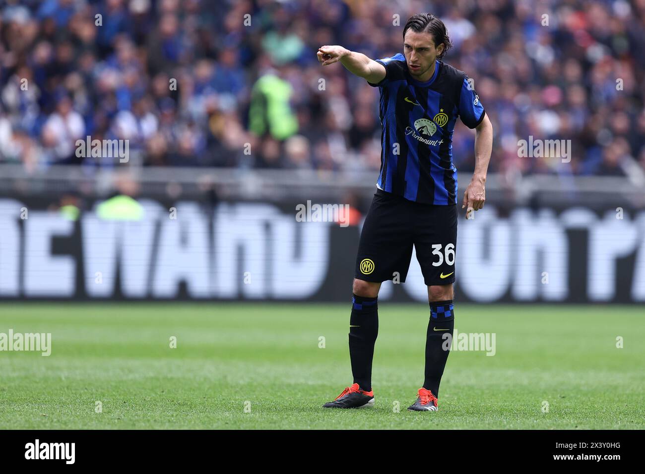 Matteo Darmian of Fc Internazionale gestures during the Serie A match ...