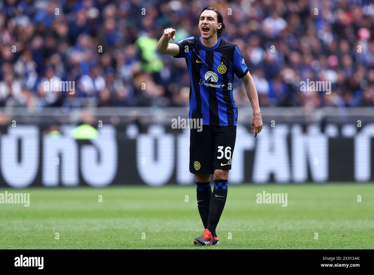 Matteo Darmian of Fc Internazionale gestures during the Serie A ...