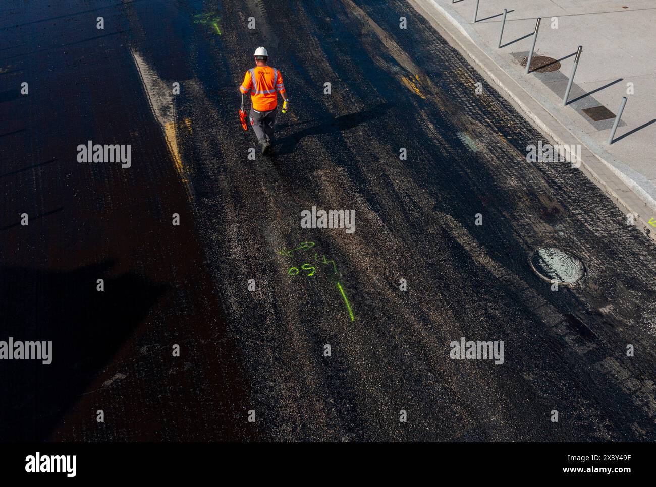 Bitumen laying asphalt on hi-res stock photography and images - Alamy