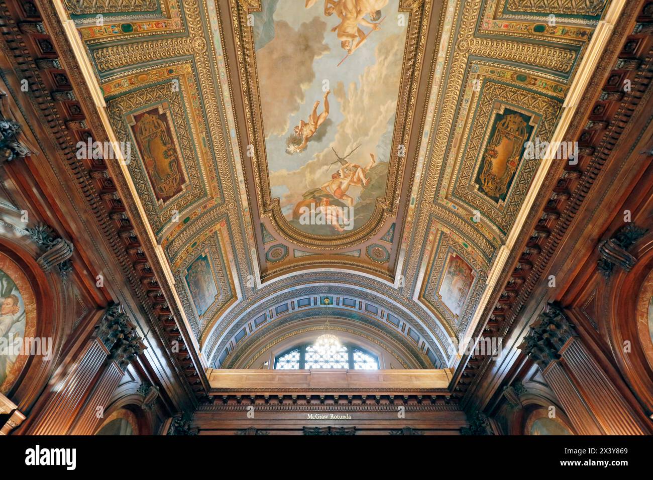 USA. New York City. Manhattan. The New York Public Library. The ...