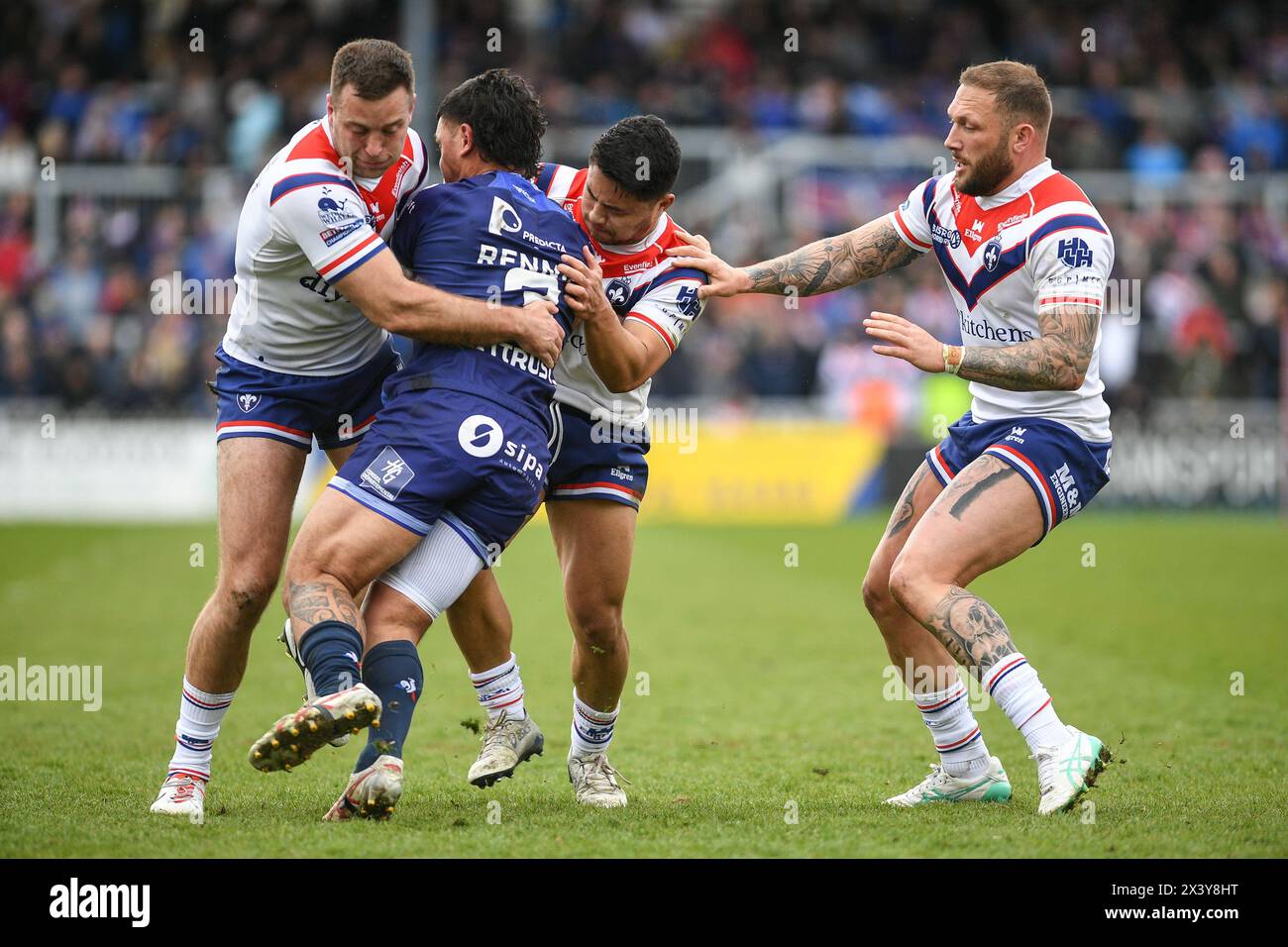 Wakefield, England - 27th April 2024 Wakefield Trinity's Ian Thornley ...